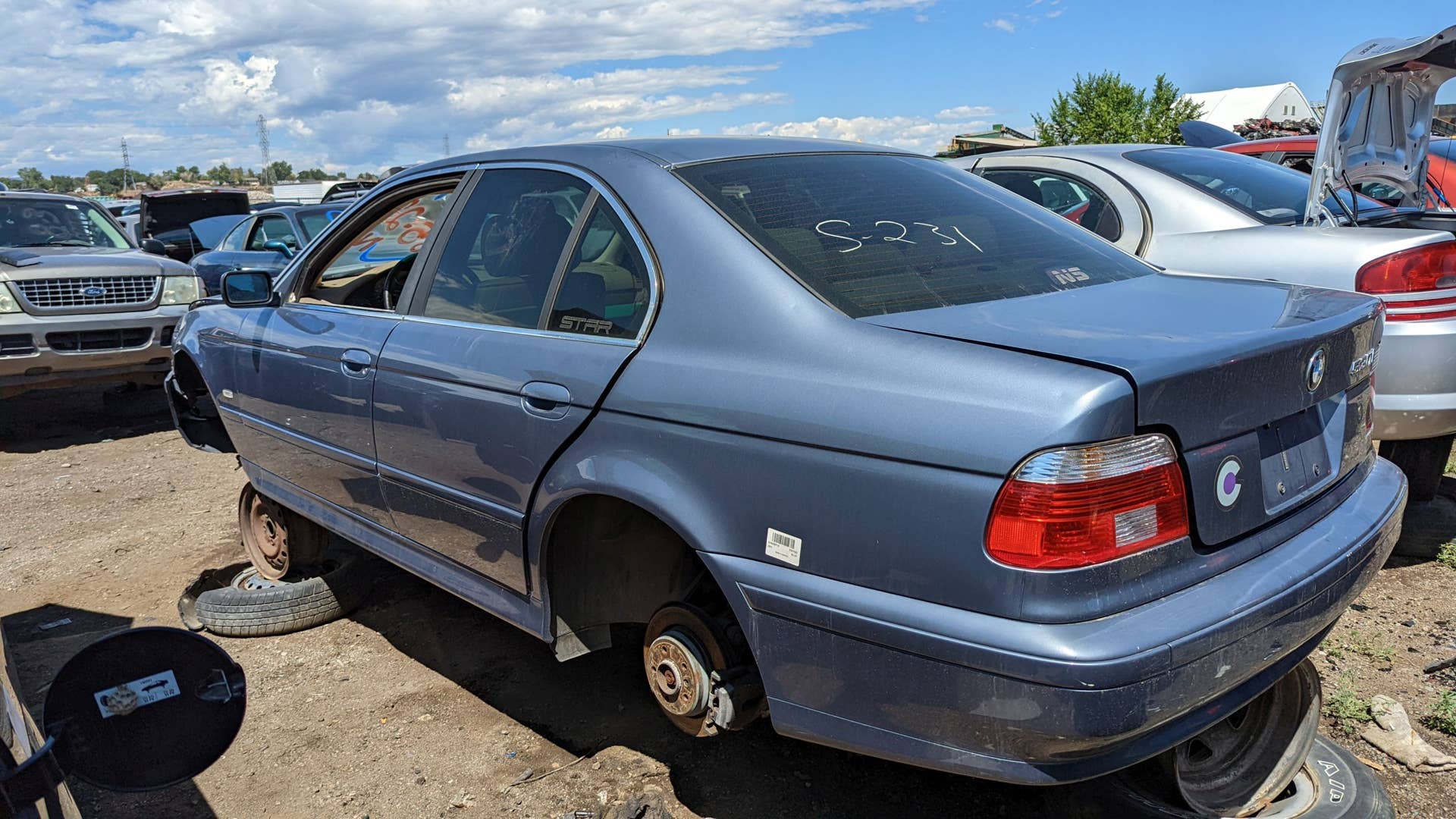 Junkyard Gem: 2001 BMW 530i - Autoblog