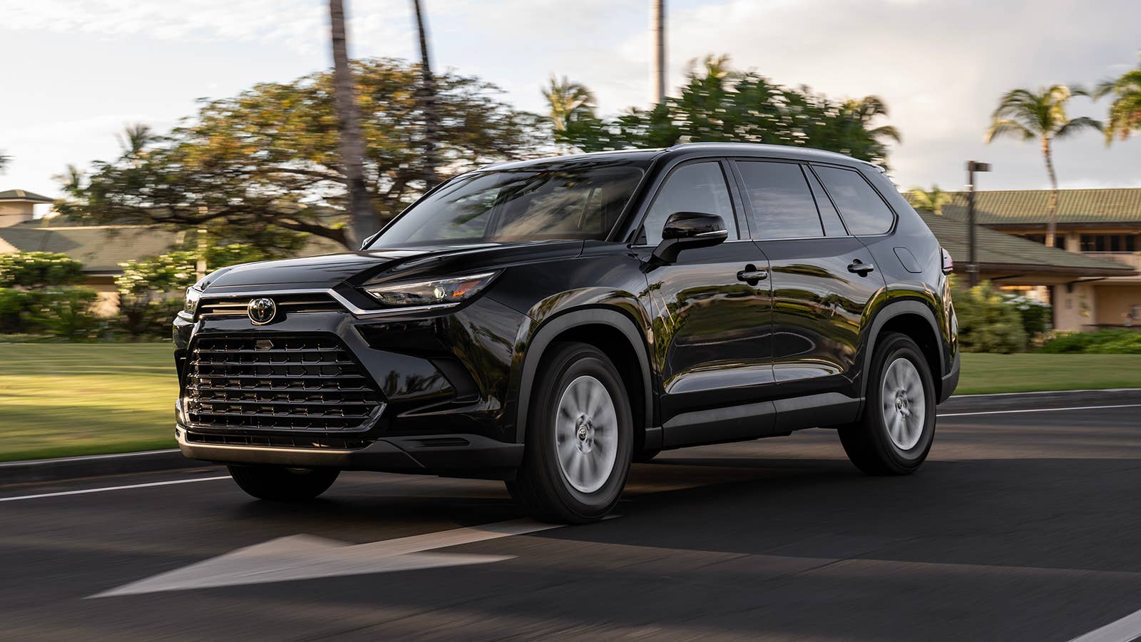 2024 Toyota Grand Highlander Review: A strong, new three-row contender ...