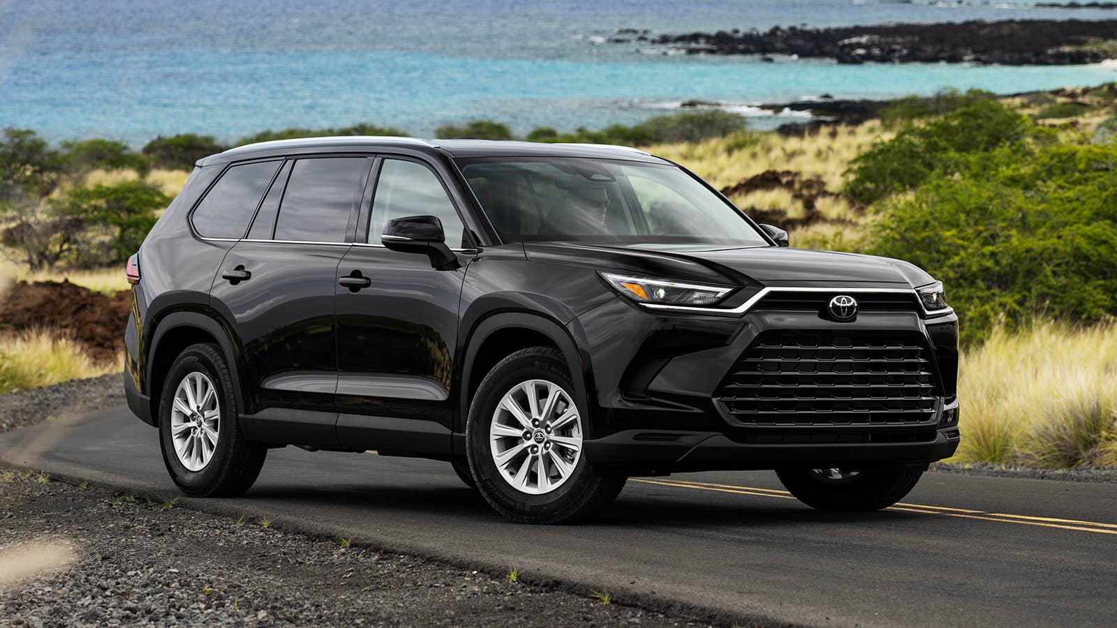 2024 Toyota Grand Highlander Review: A strong, new three-row contender ...