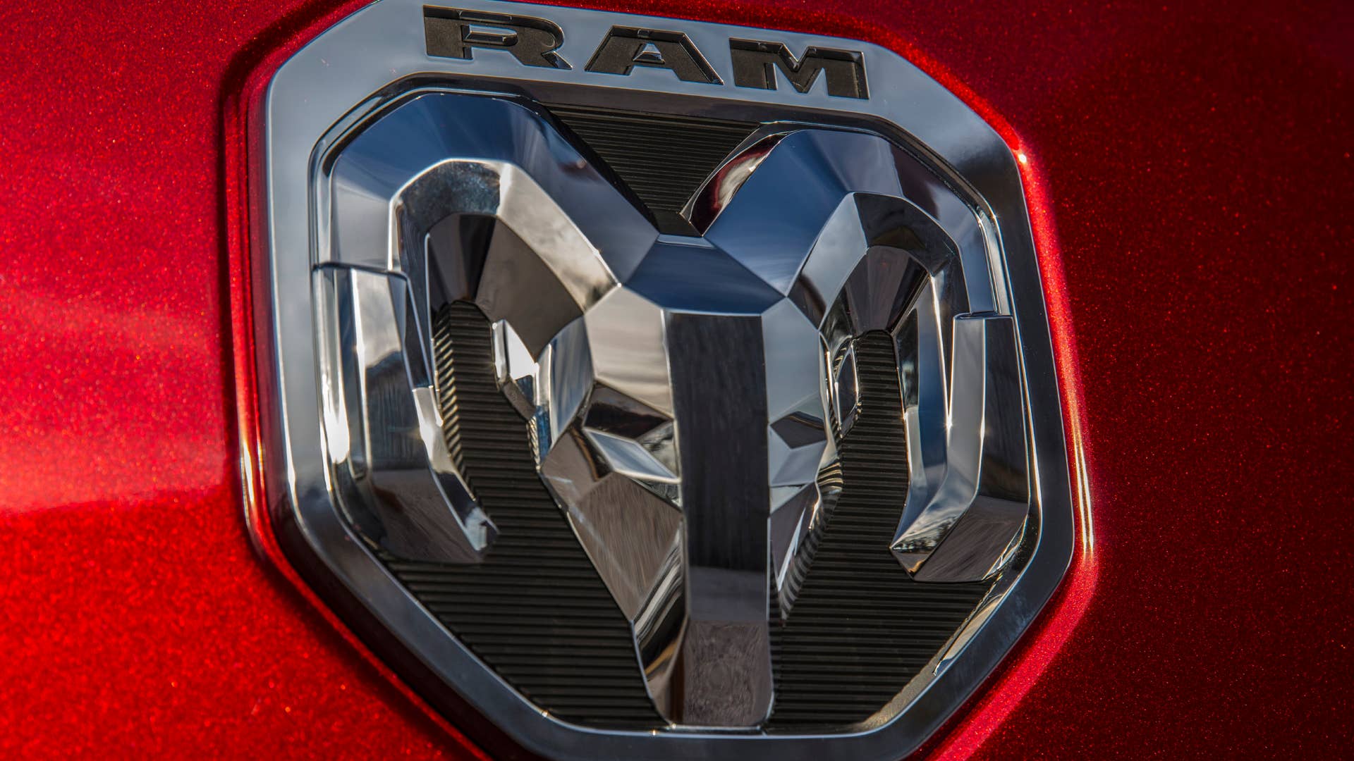 Ram Dealers Saw the New Dakota — and They Like What They See - Autoblog