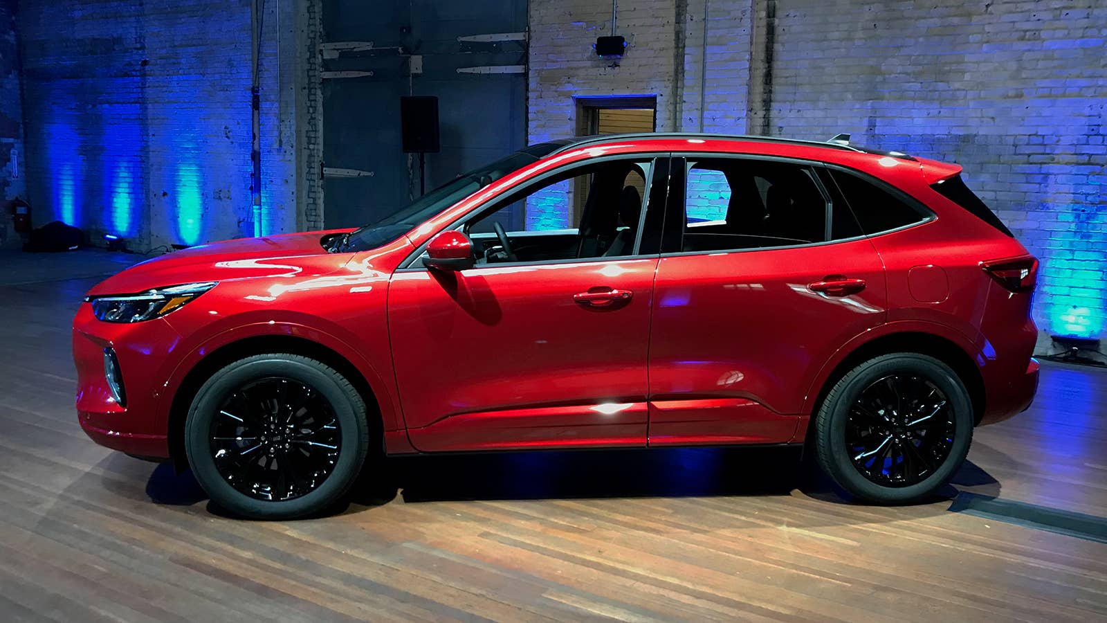 Redesigned 2023 Ford Escape gets higher base price - Autoblog