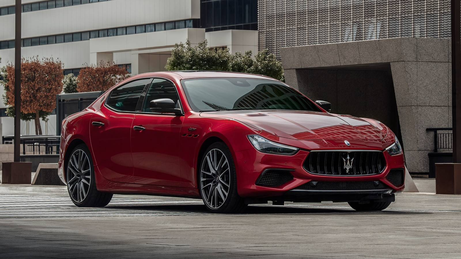 Maserati Ghibli dies by 2024, replaced by smaller Quattroporte EV ...