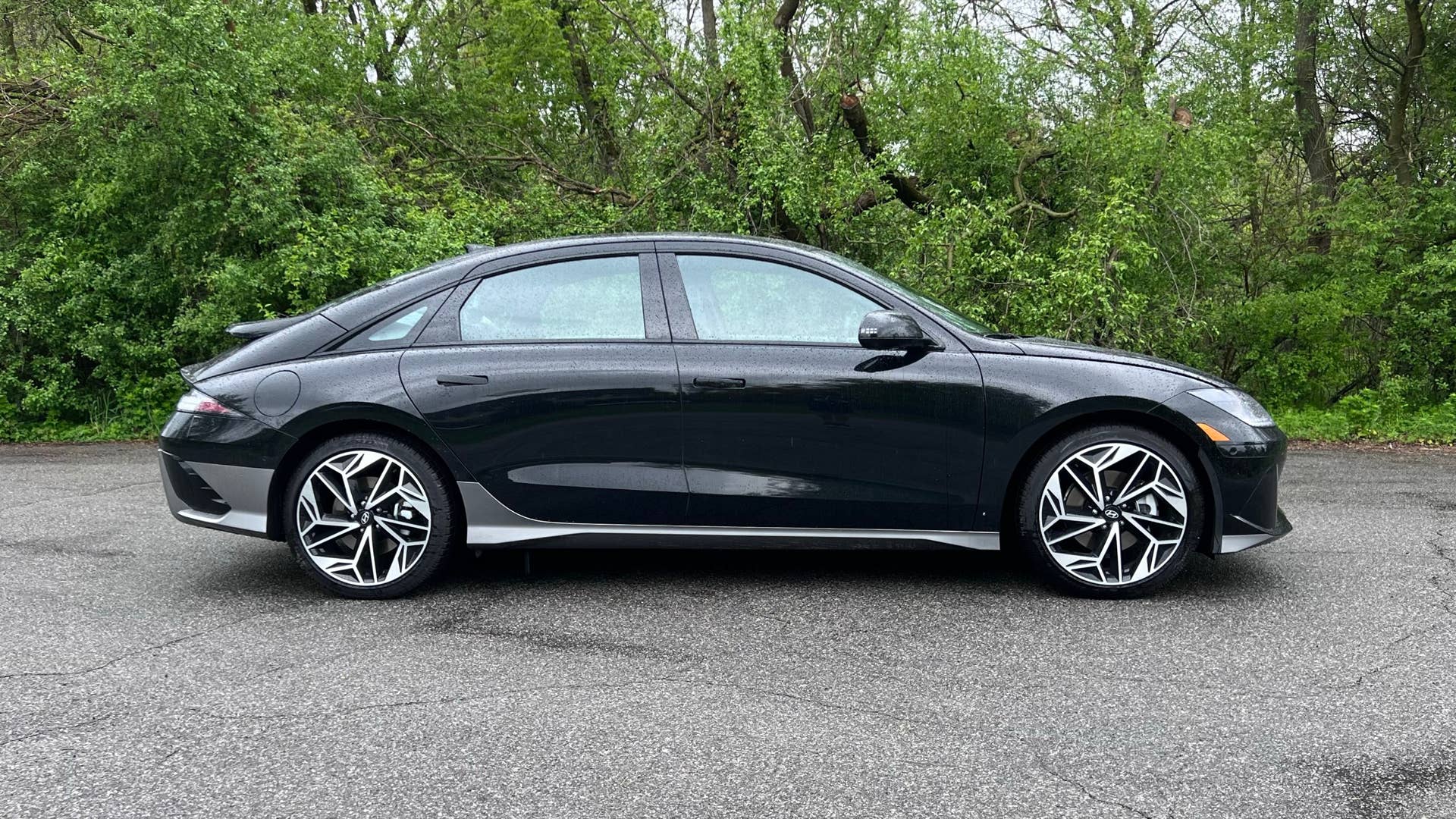 2025 Tesla Model 3 vs 2025 Hyundai Ioniq 6: 5 Key Differences - Autoblog