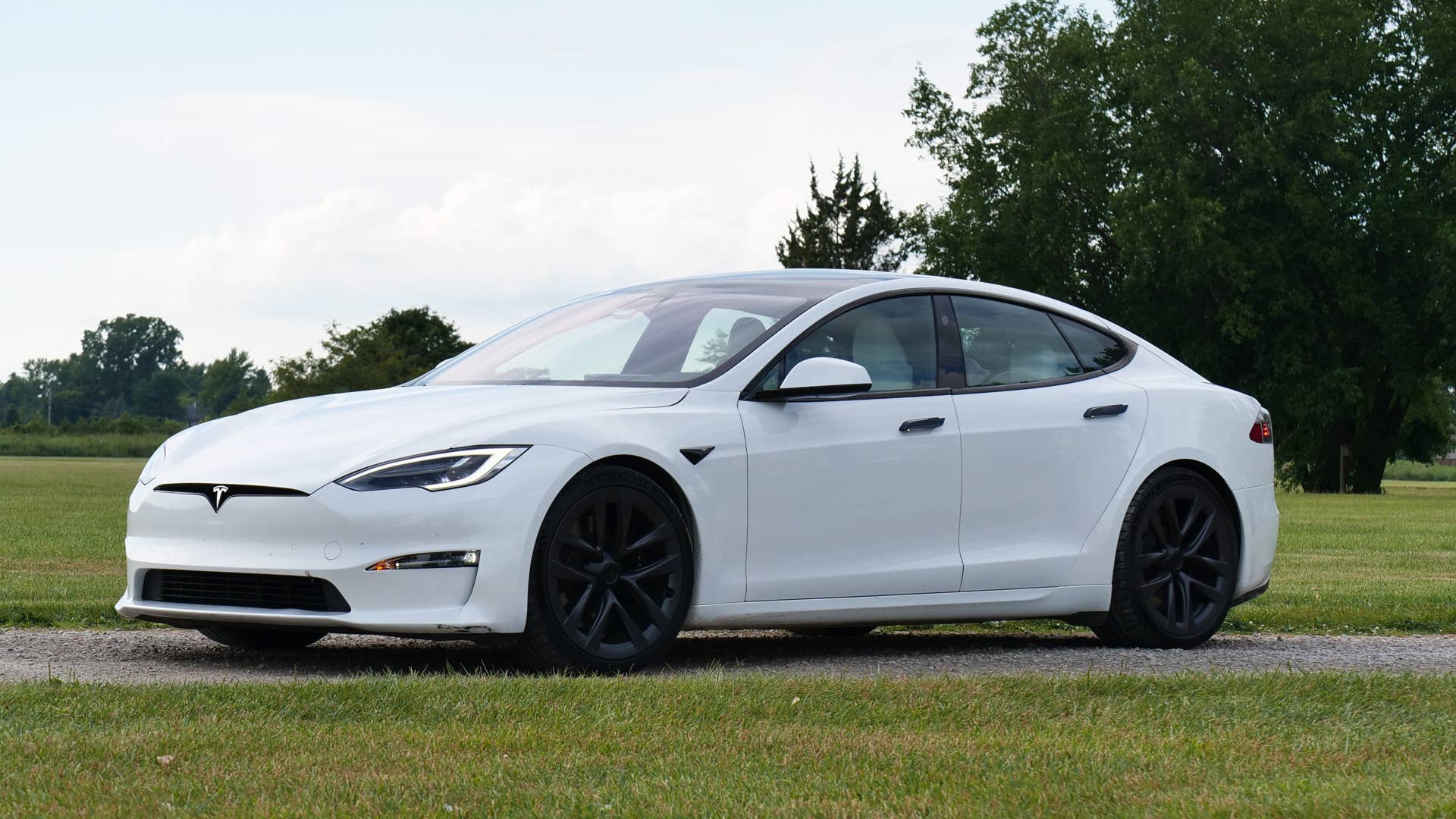 Tesla Model S Plaid Road Test Review: The new American muscle sedan ...