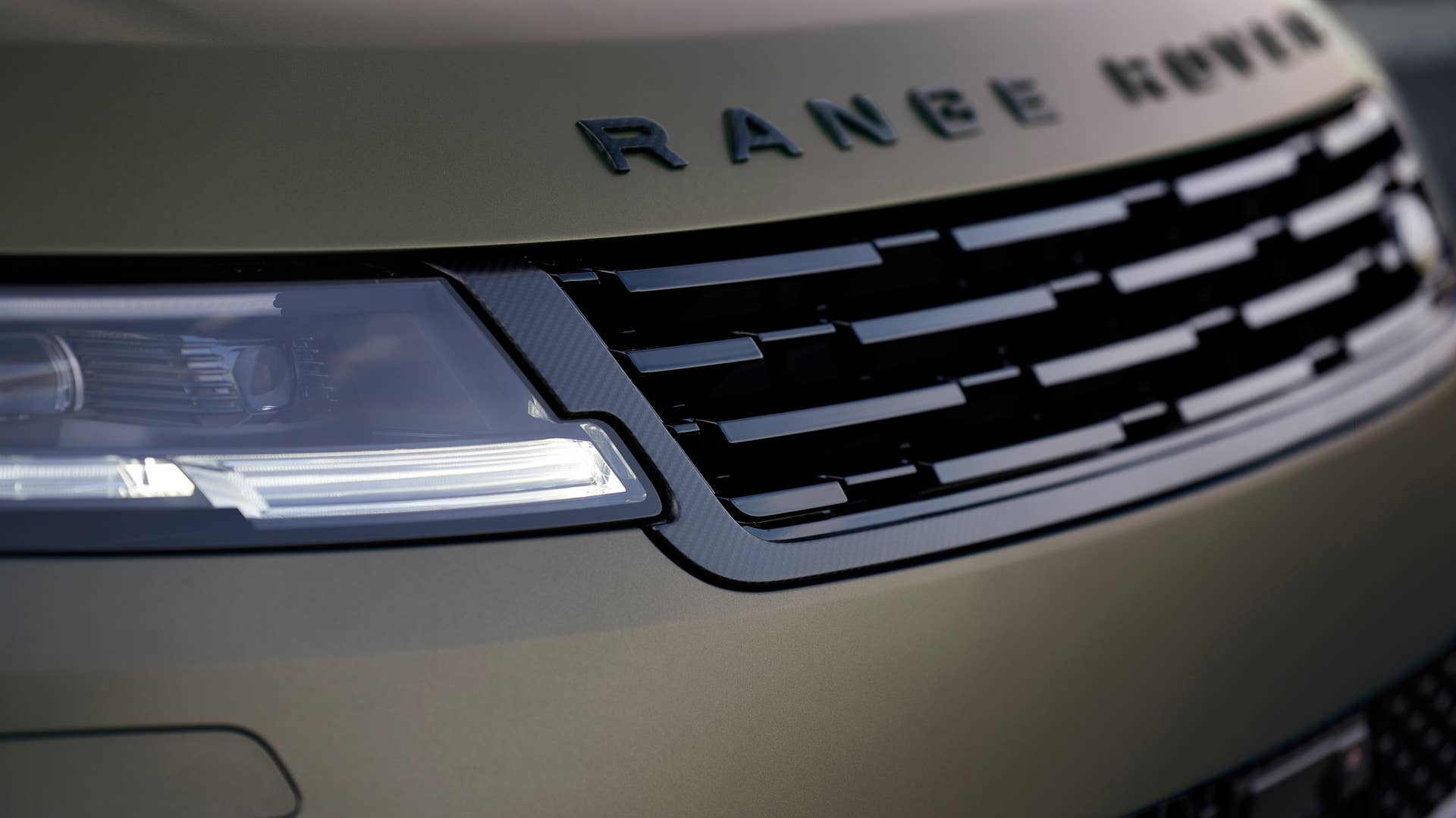 RECALL: Jaguar, Land Rover, and Range Rover Hybrid SUVs Could Shut Down ...