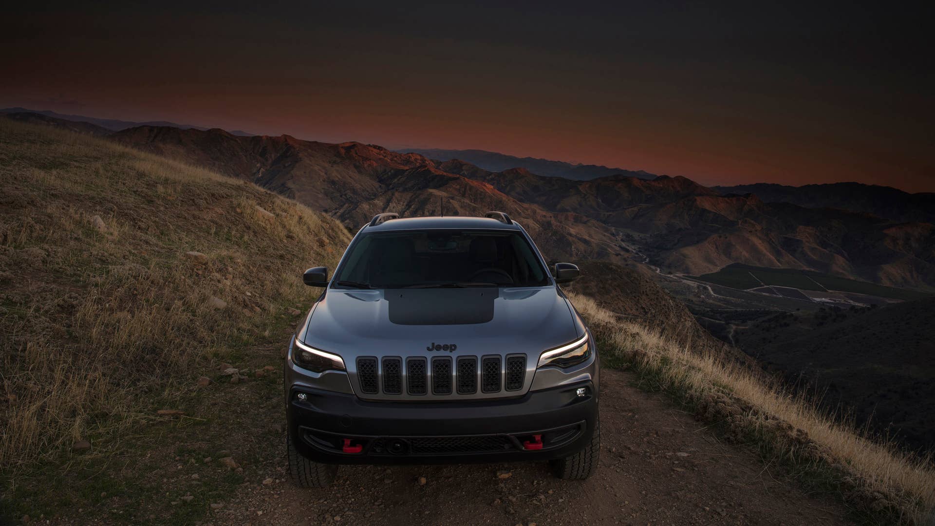 Jeep Cherokee Recall Warns SUVs Could Lose Power Or Roll Away In Park ...