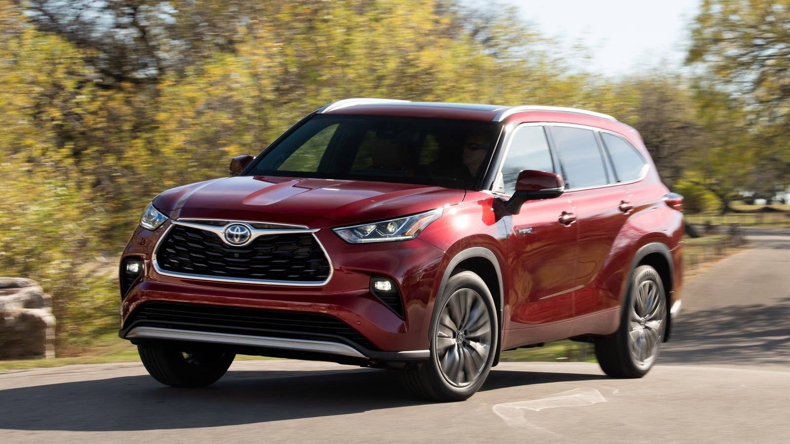 2023 Toyota Highlander Hybrid vs 2023 Ford Explorer Hybrid | Which is ...