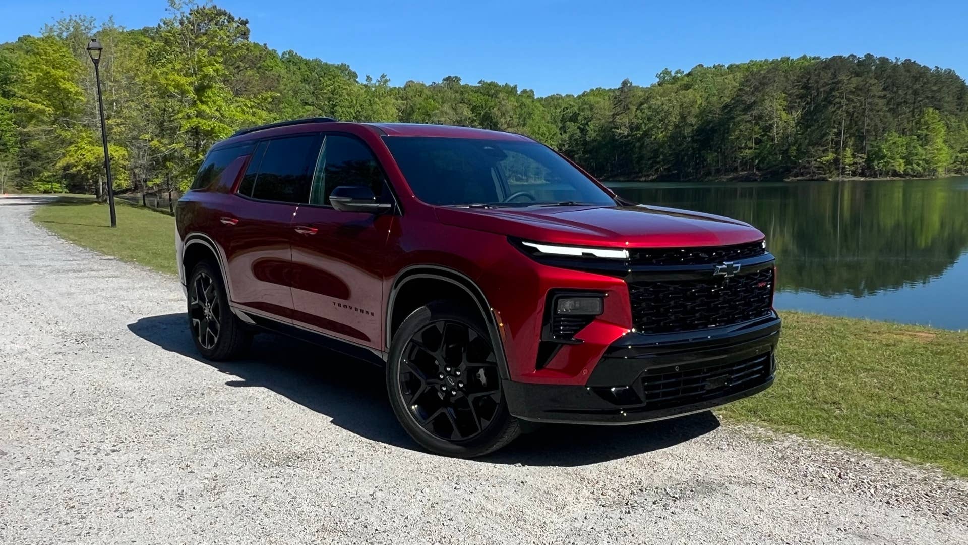 2025 Chevrolet Traverse restores the High Country trim, drops LS trim ...