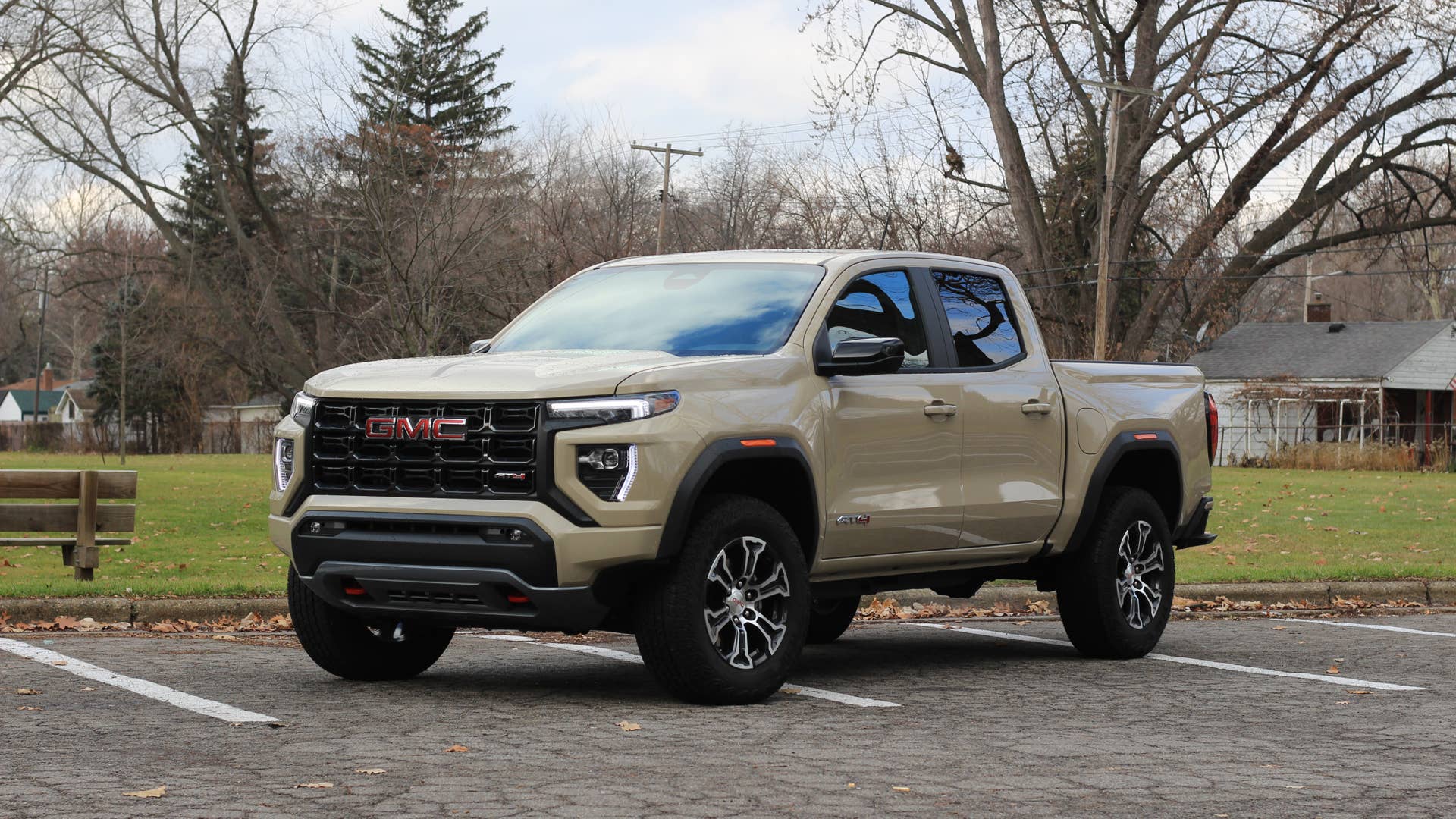 2026 GMC Canyon vs 2026 Toyota Tacoma: 5 Major Differences - Autoblog