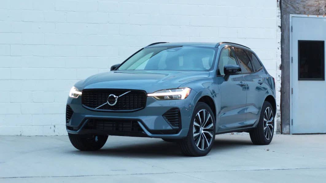 Volvo recalls 27,457 new vehicles over a brake-by-wire issue - Autoblog