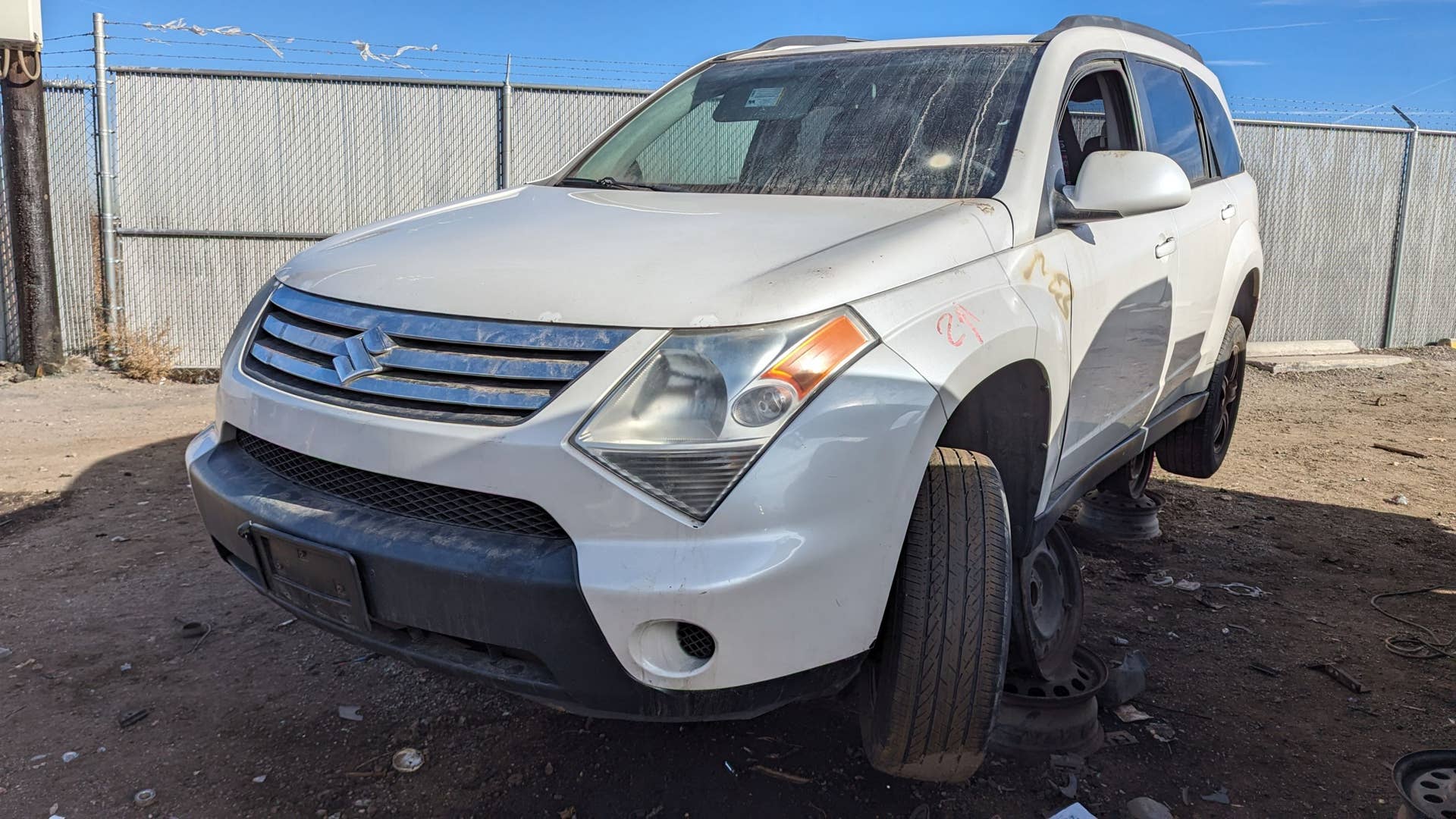 Junkyard Gem: 2008 Suzuki XL-7 - Autoblog