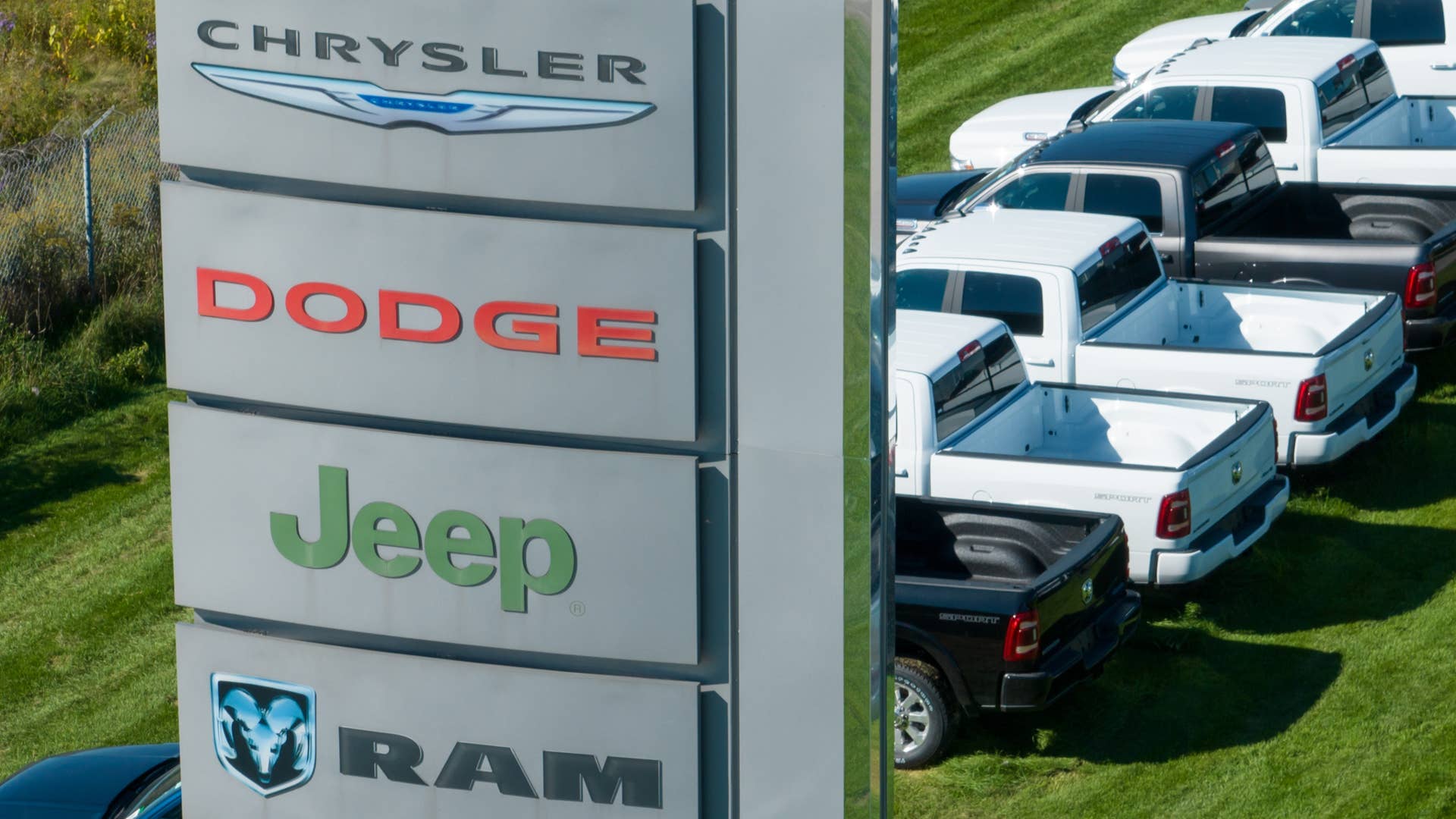 Stellantis Says Iowa Dealership Ran a $12 Million Loan Scheme - Autoblog