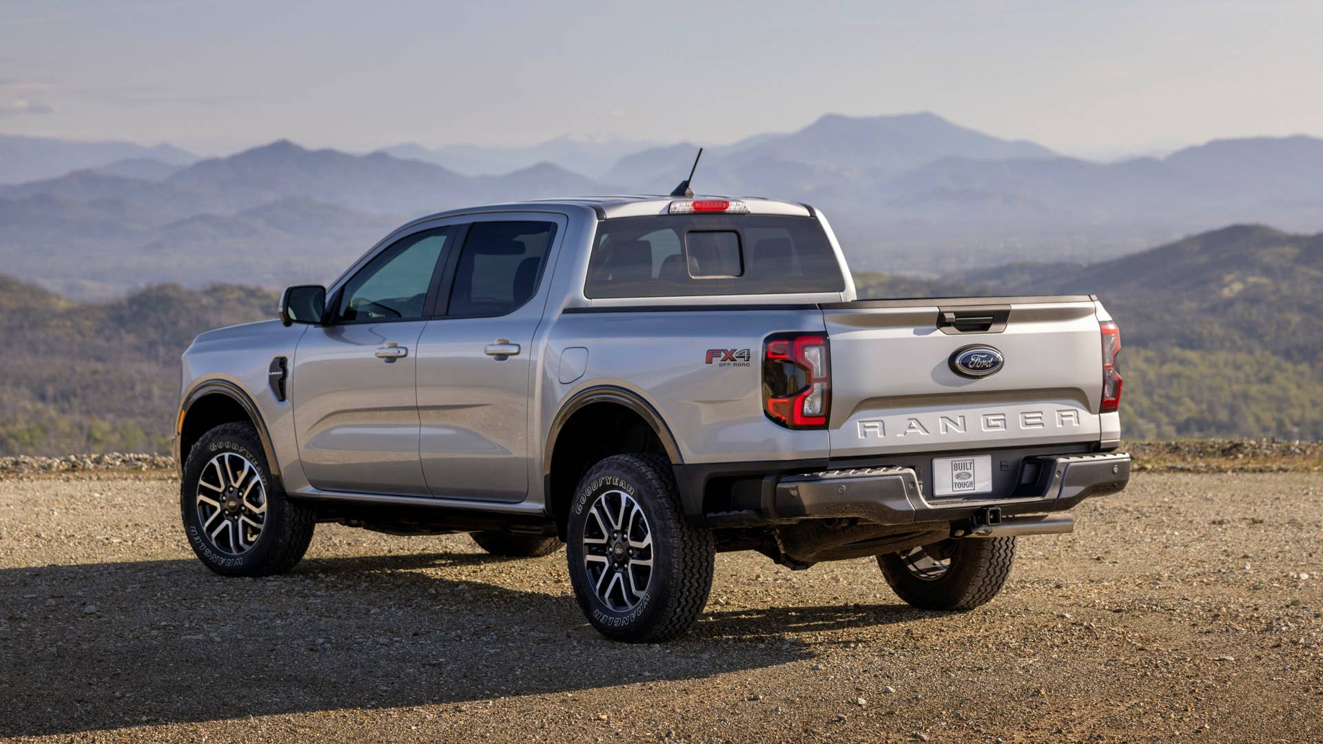 2024 Ford Ranger and 405-horsepower Ranger Raptor revealed - Autoblog
