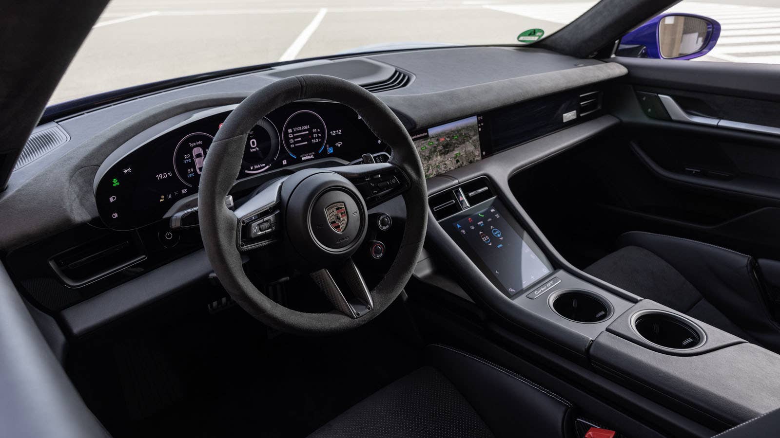 Which Car Manufacturers Are Bringing Back Physical Buttons? - Autoblog