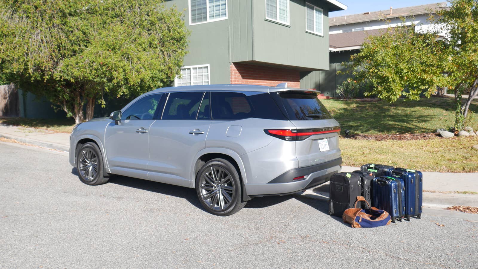 Lexus TX Luggage Test: How much fits behind the third row? - Autoblog