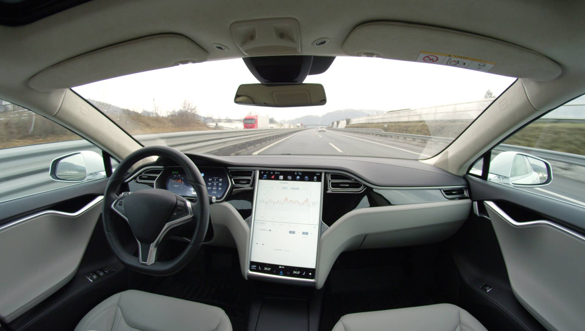U.S. Senators Demand Tesla FSD Investigation Over Rail Crossing Safety ...