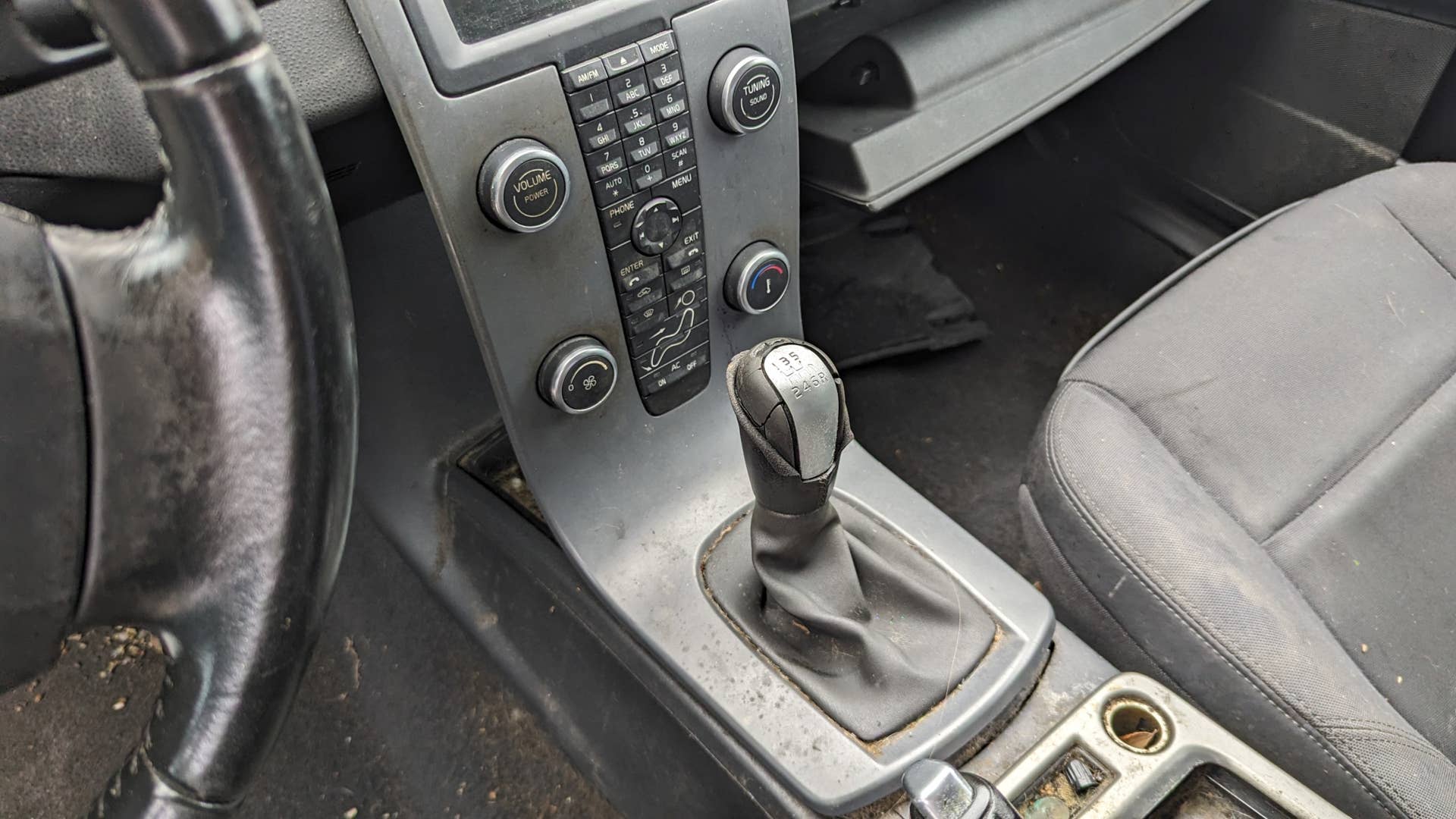 Junkyard Gem: 2012 Volvo C30 T5 with 6-speed manual - Autoblog