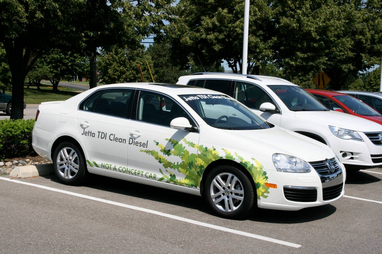 Review: 2008 Volvo C30 V2.0 - Autoblog