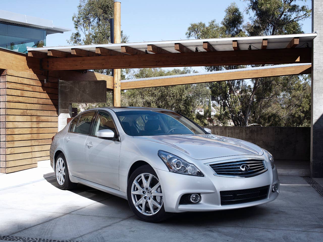 Infiniti Confirms a Manual, Turbocharged Sports Sedan Is Coming: Here’s ...