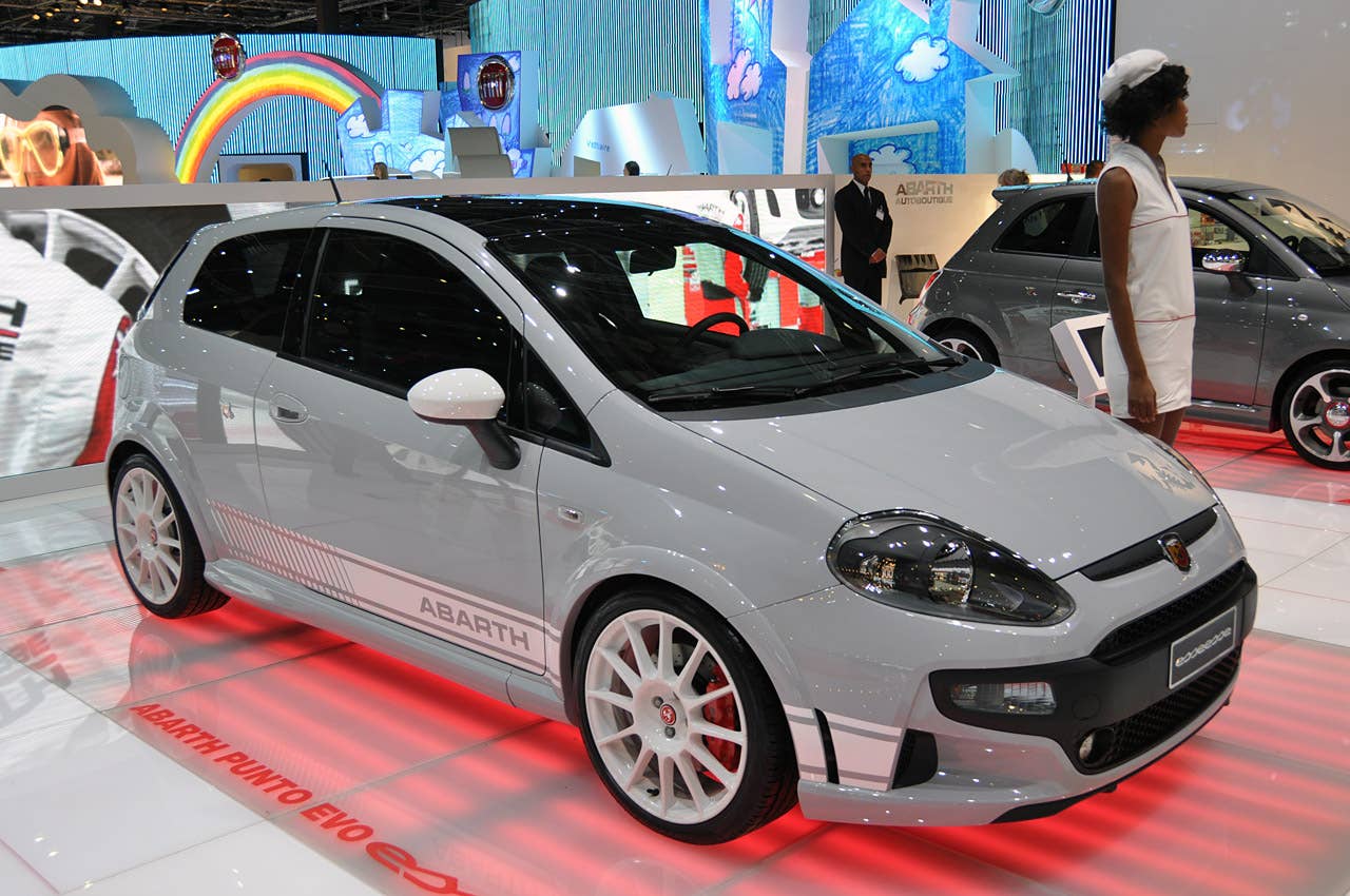 Paris 2010: 2011 Fiat Punto Evo Abarth EsseEsse is one fierce Scorpion ...