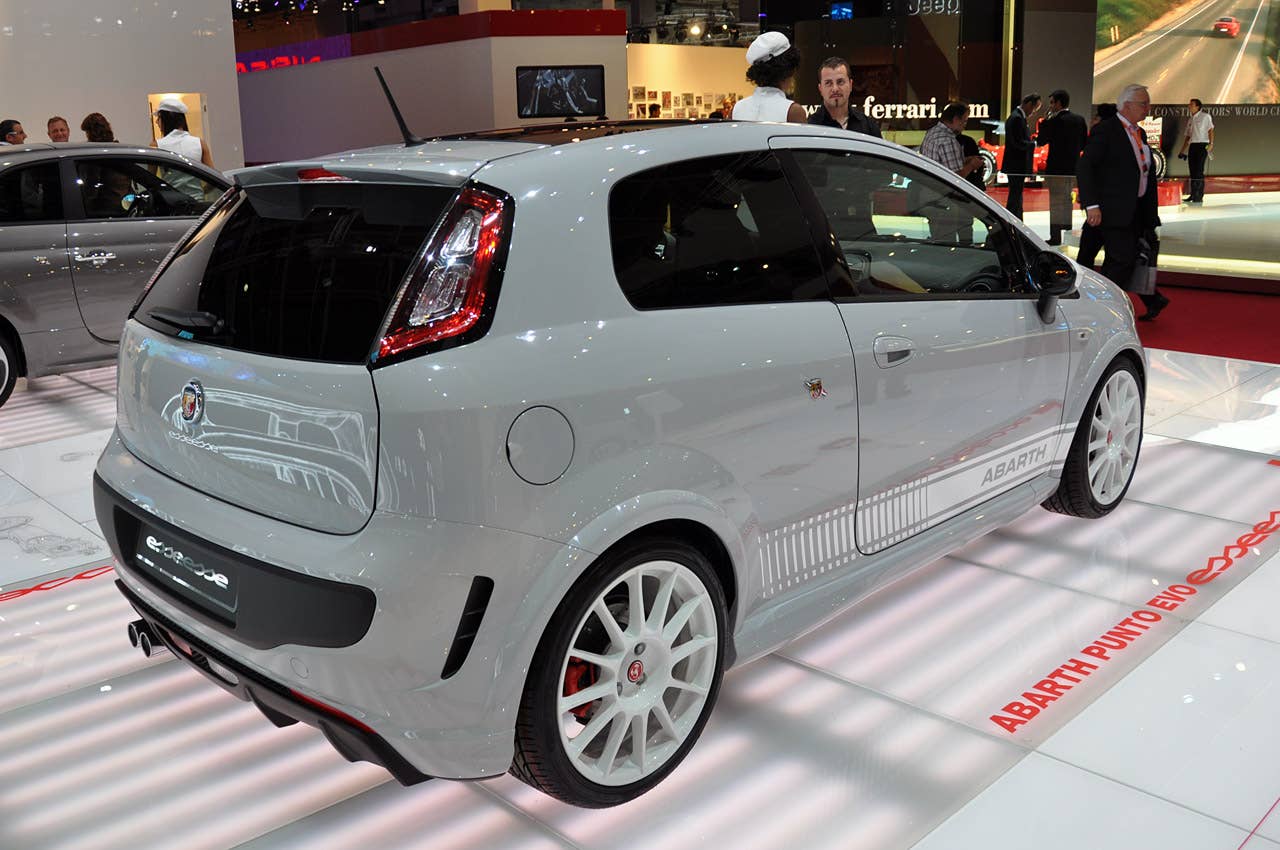 Paris 2010: 2011 Fiat Punto Evo Abarth EsseEsse is one fierce Scorpion ...