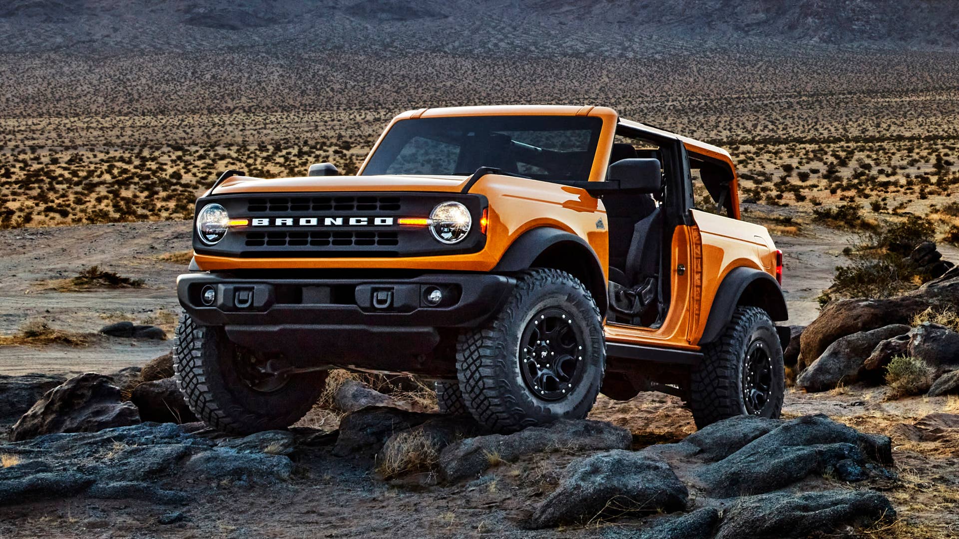2025 Ford Bronco January Lease Deals Want to Tempt You Out of Jeep ...