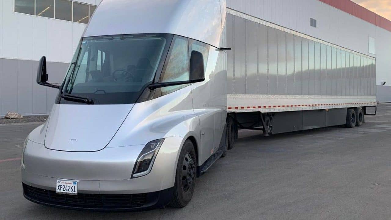 Tesla Semi Delayed Again as Rivals Lead the EV Truck Race - Autoblog