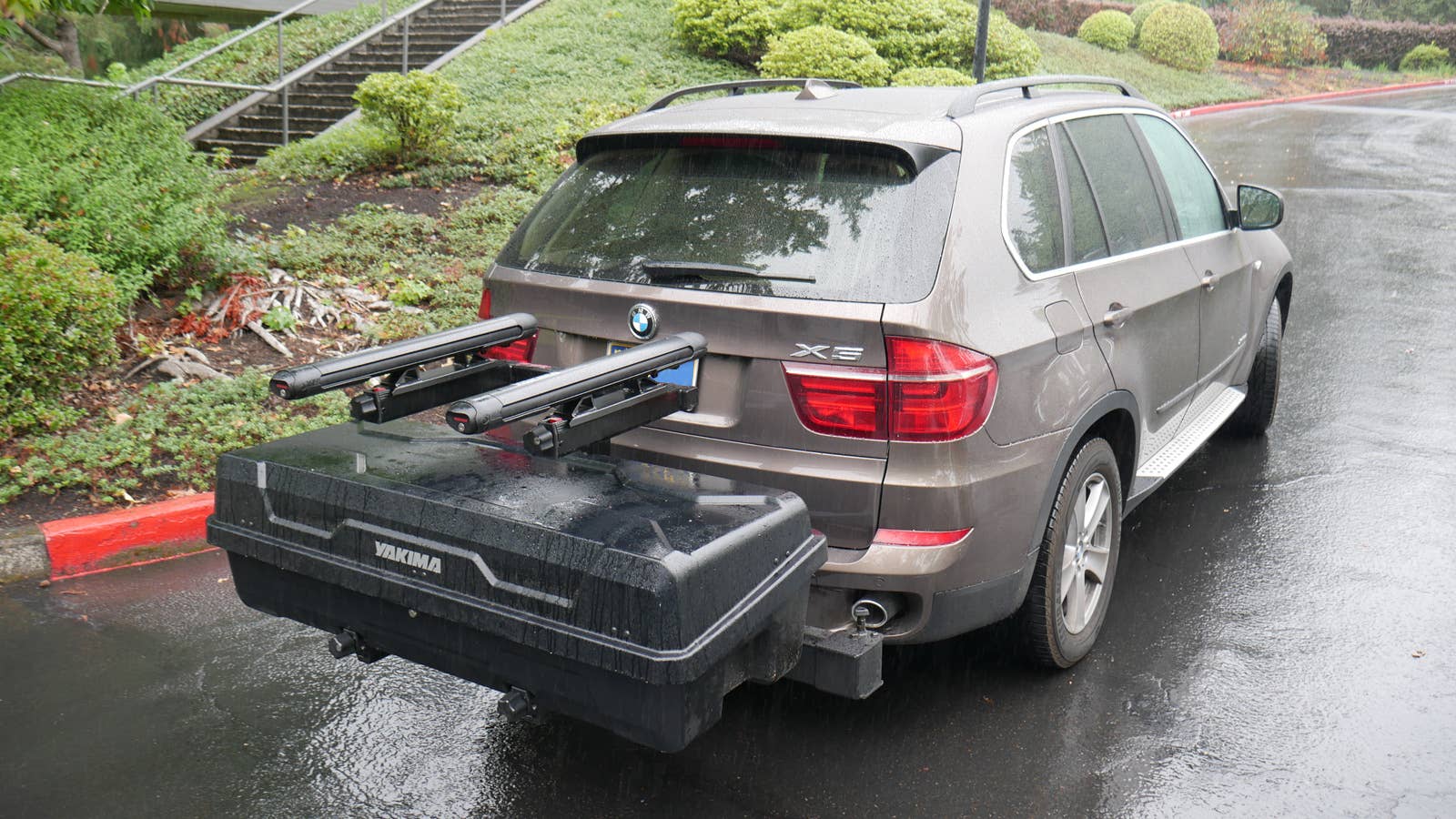 Yakima Exo Review | Hitch-based cargo system is a game changer - Autoblog