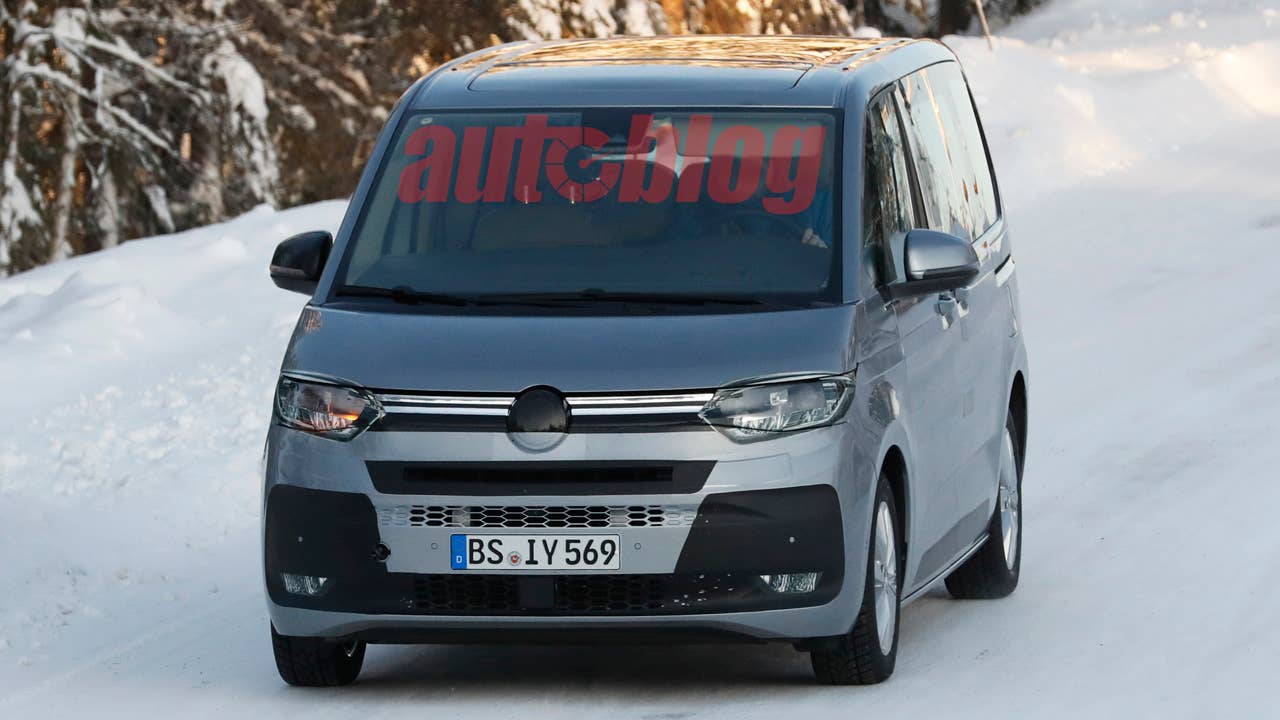 VW T7 prototype shows Multivan's lines in new spy photos - Autoblog