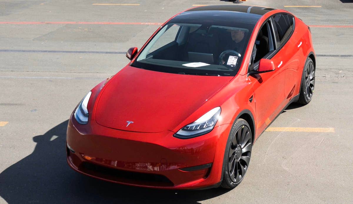 2020 Tesla Model Y becomes Tesla's millionth car - Autoblog