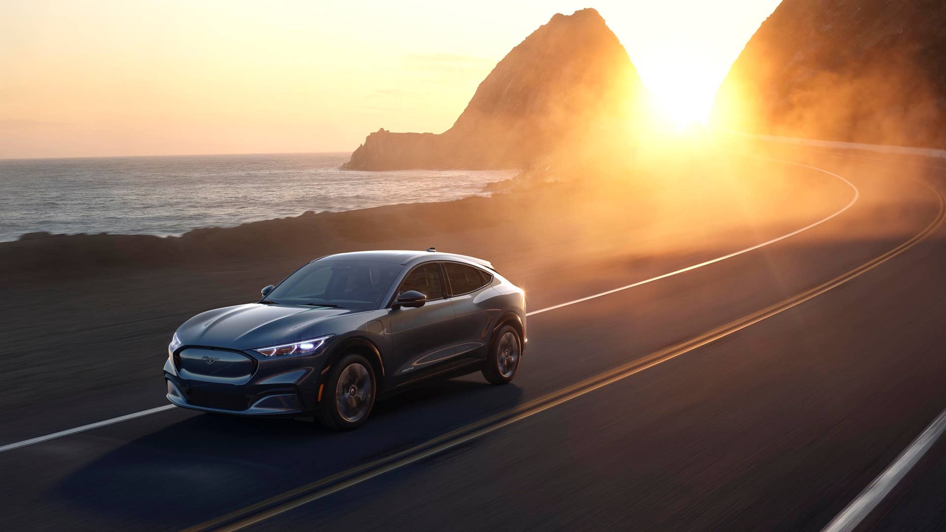2025 Ford Mustang Mach‑E vs. 2025 Chevy Blazer EV: 5 Major Differences ...