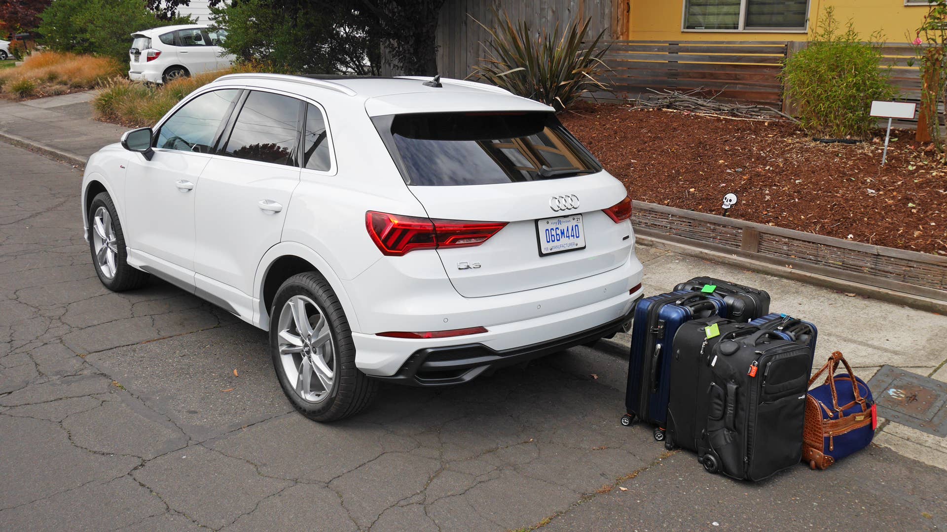 Audi Q3 Luggage Test | How big is the trunk? - Autoblog