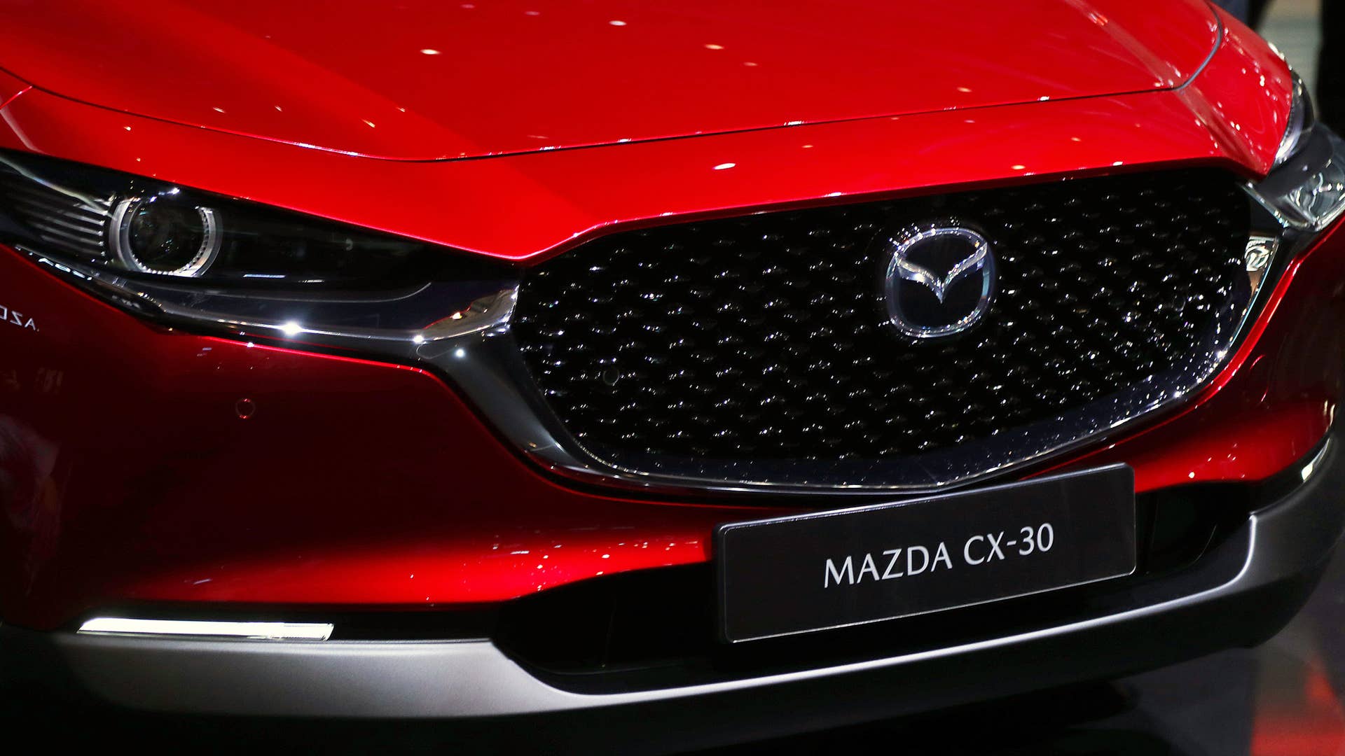 Mazda's New Electric SUV Has a 26-Inch Screen But There's a Catch With ...