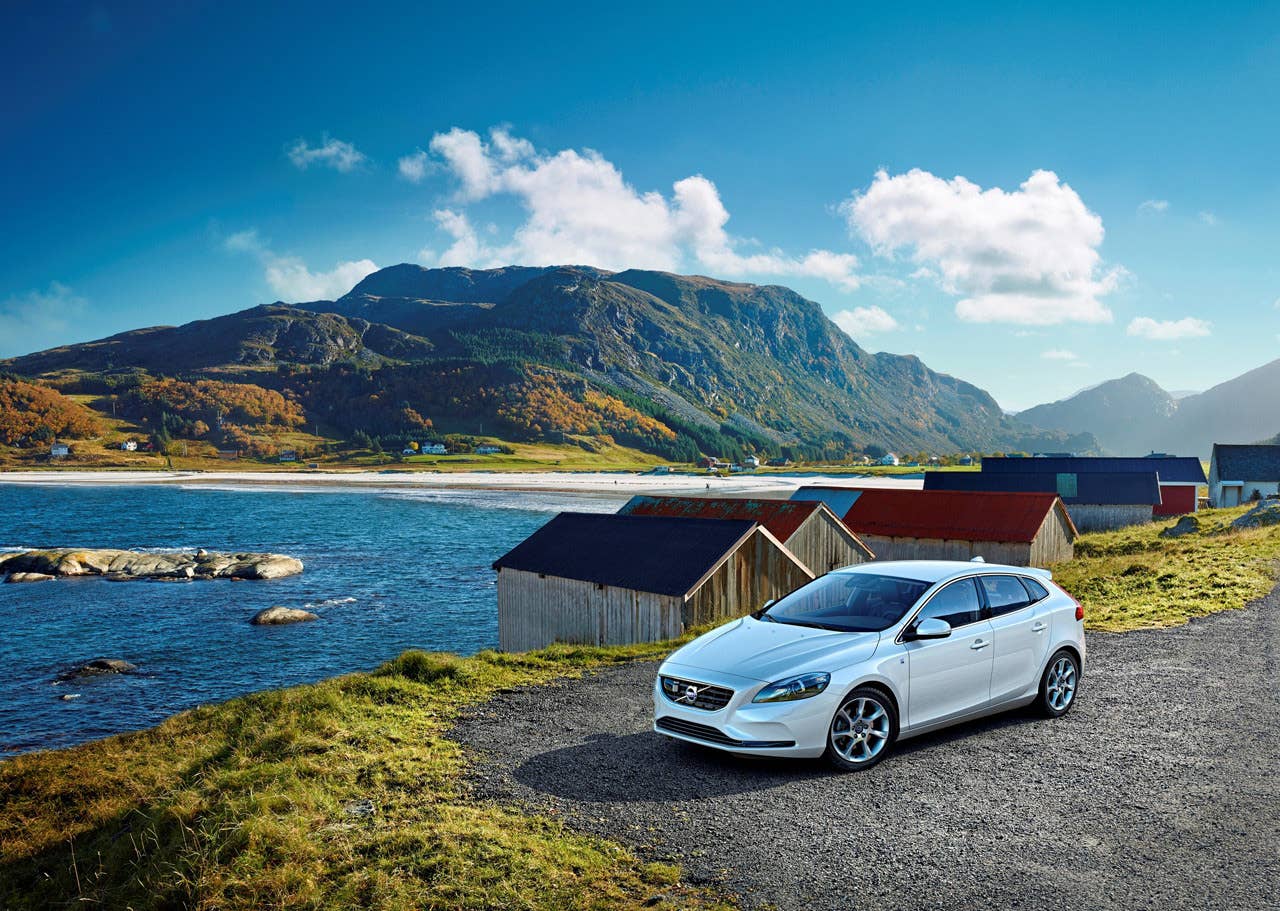 Volvo V70 and XC70 and Ocean Race special editions wash ashore ahead of ...