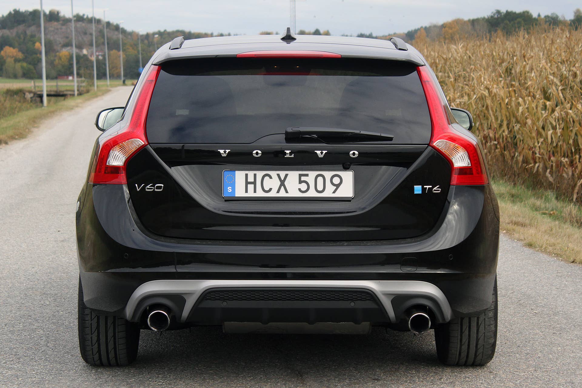 The 2017 Volvo V60 T6 AWD gets better with a Polestar ECU - Autoblog