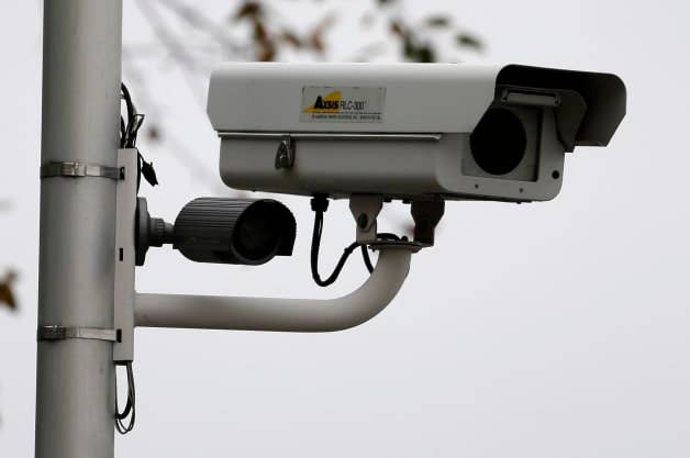 Judge Says Red-Light Camera Tickets May Be Unconstitutional - Autoblog