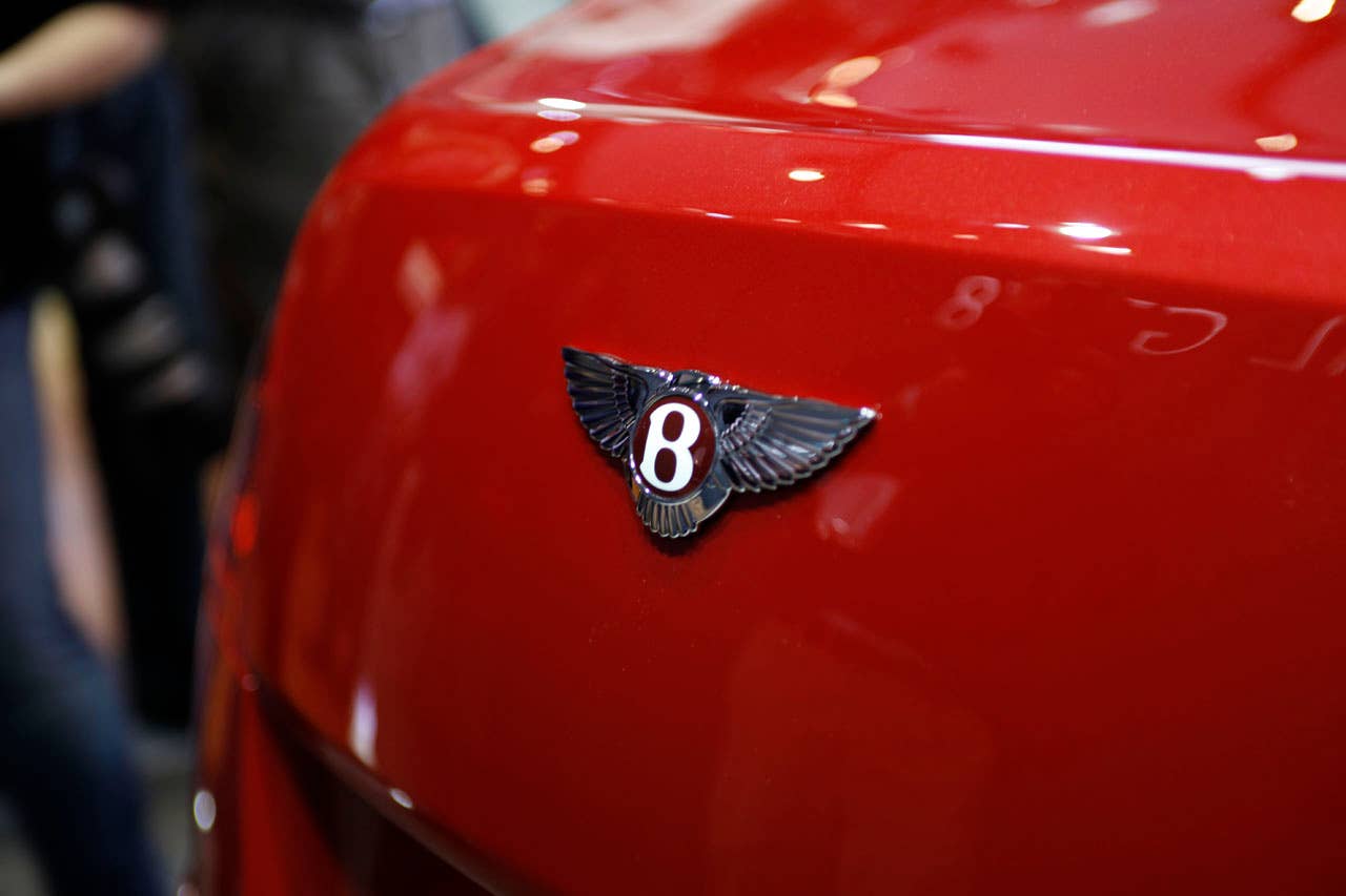 Bentley Pushes Back EV Plans, Gas Engines Live On Into the 2030s - Autoblog