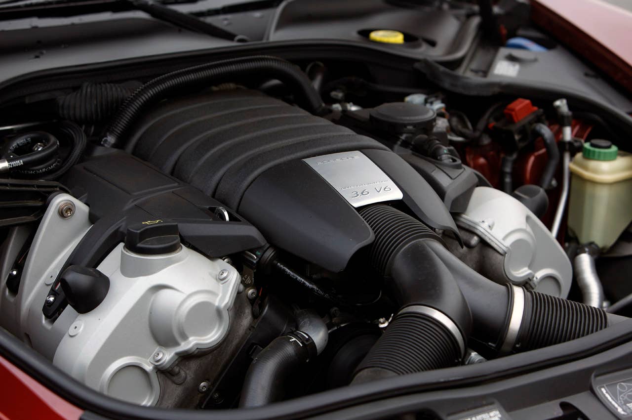 V6 vs V8 Engines: Which is Better for Power, Fuel Economy, and Towing ...