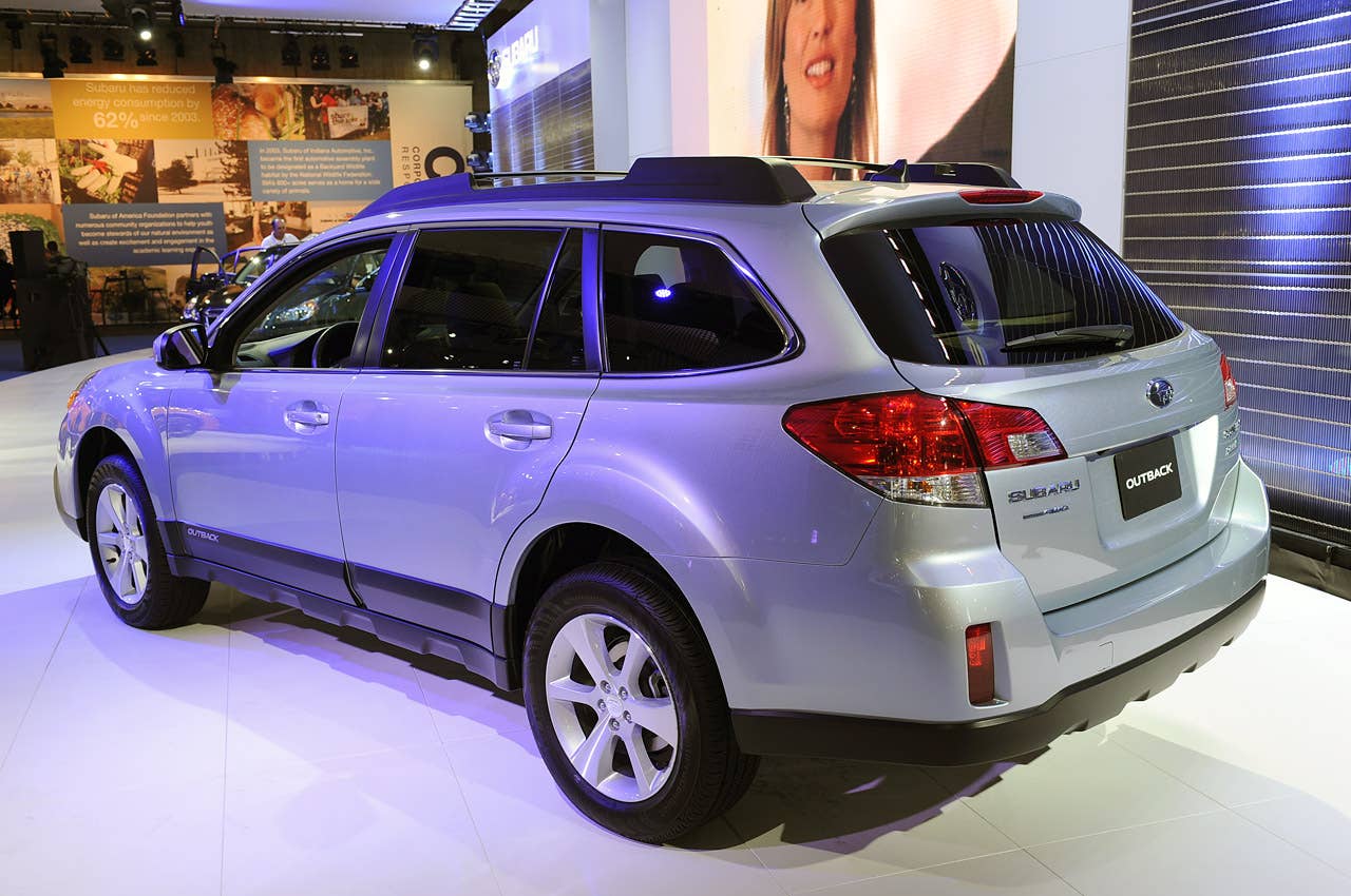 Subaru tweaks Legacy and Outback for 2013, kills off 2.5GT - Autoblog