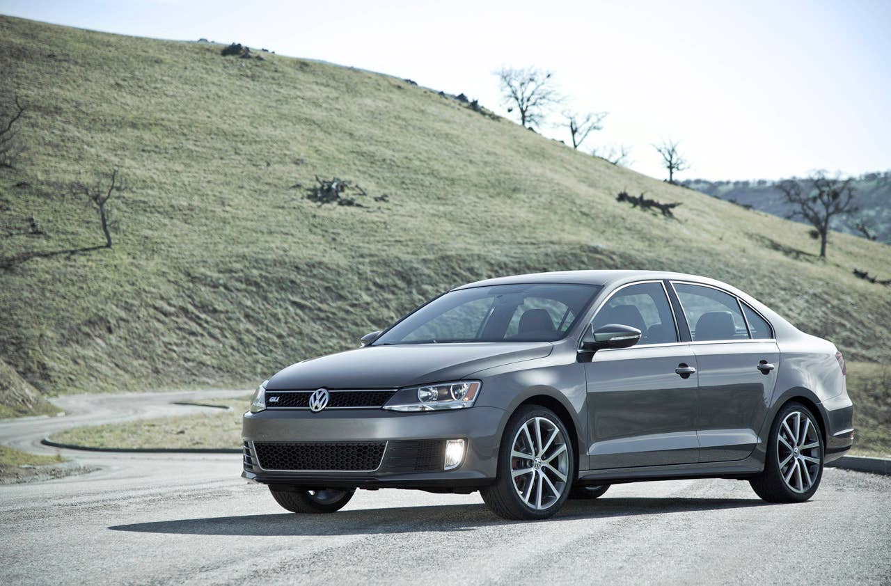 Chicago 2011: Volkswagen debuts turbocharged 2012 Jetta GLI, priced ...