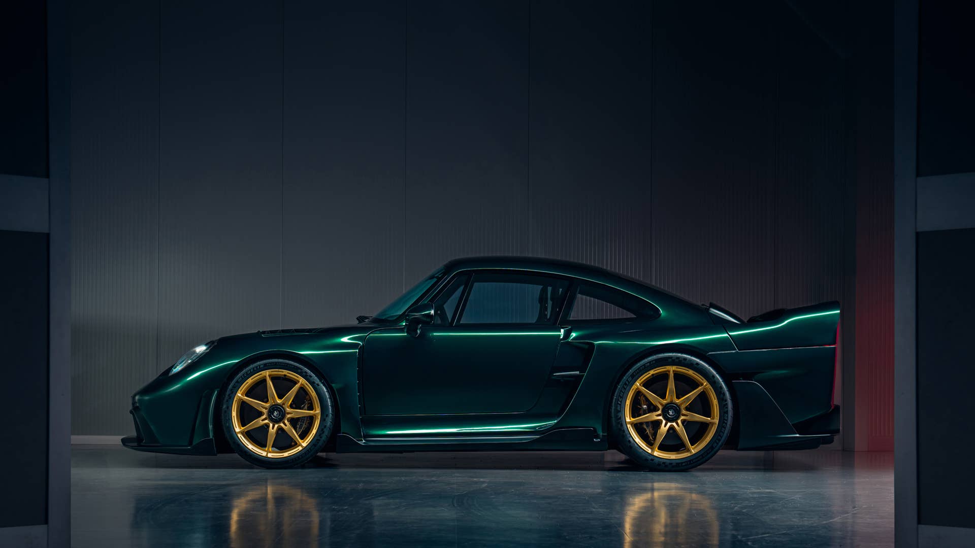 Kalmar 9X9 condenses 40 years of Porsche 911 ideas into one package ...