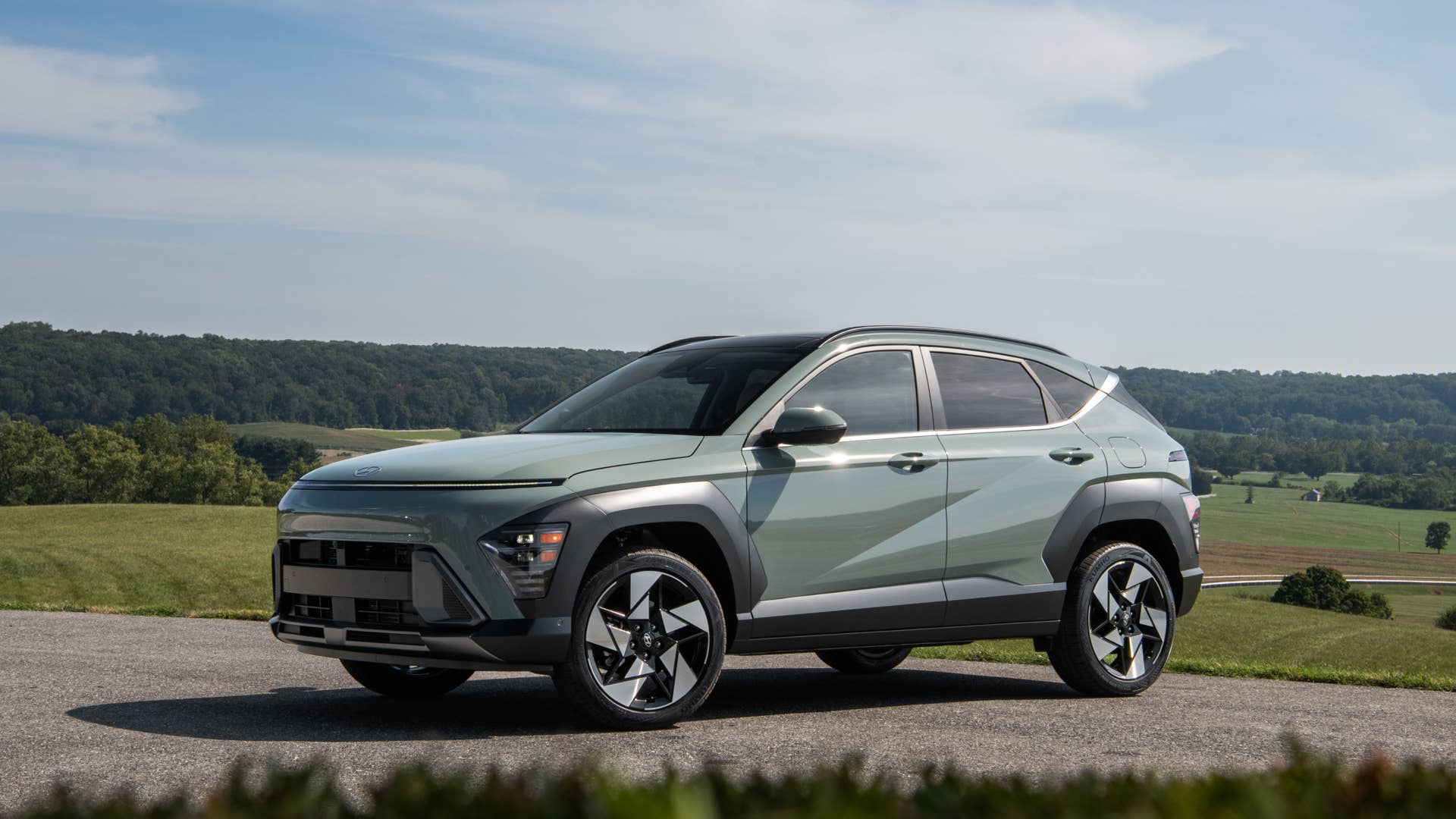 2025 Hyundai Kona makes small changes a year after second-gen debut ...