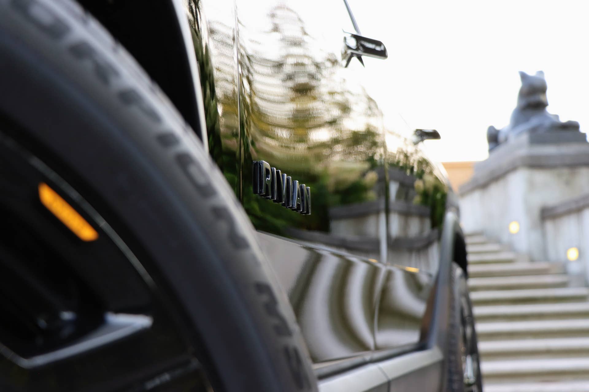 Rivian vs. Scout: Range, performance, tech, dimensions, and more - Autoblog