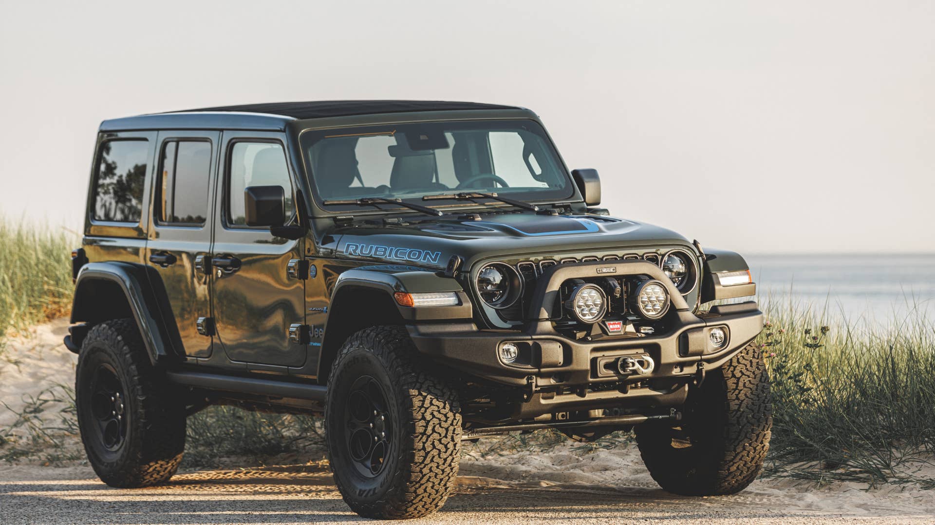 Over 190,000 hybrid Jeeps recalled due to dangerous battery fire risk ...
