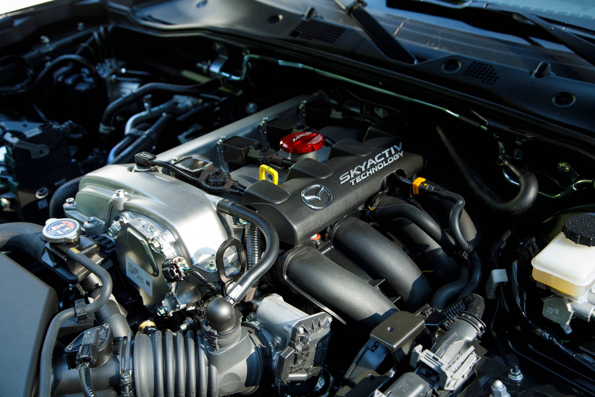 2024 Mazda MX-5 Miata Sport buyer's guide, and specs - Autoblog