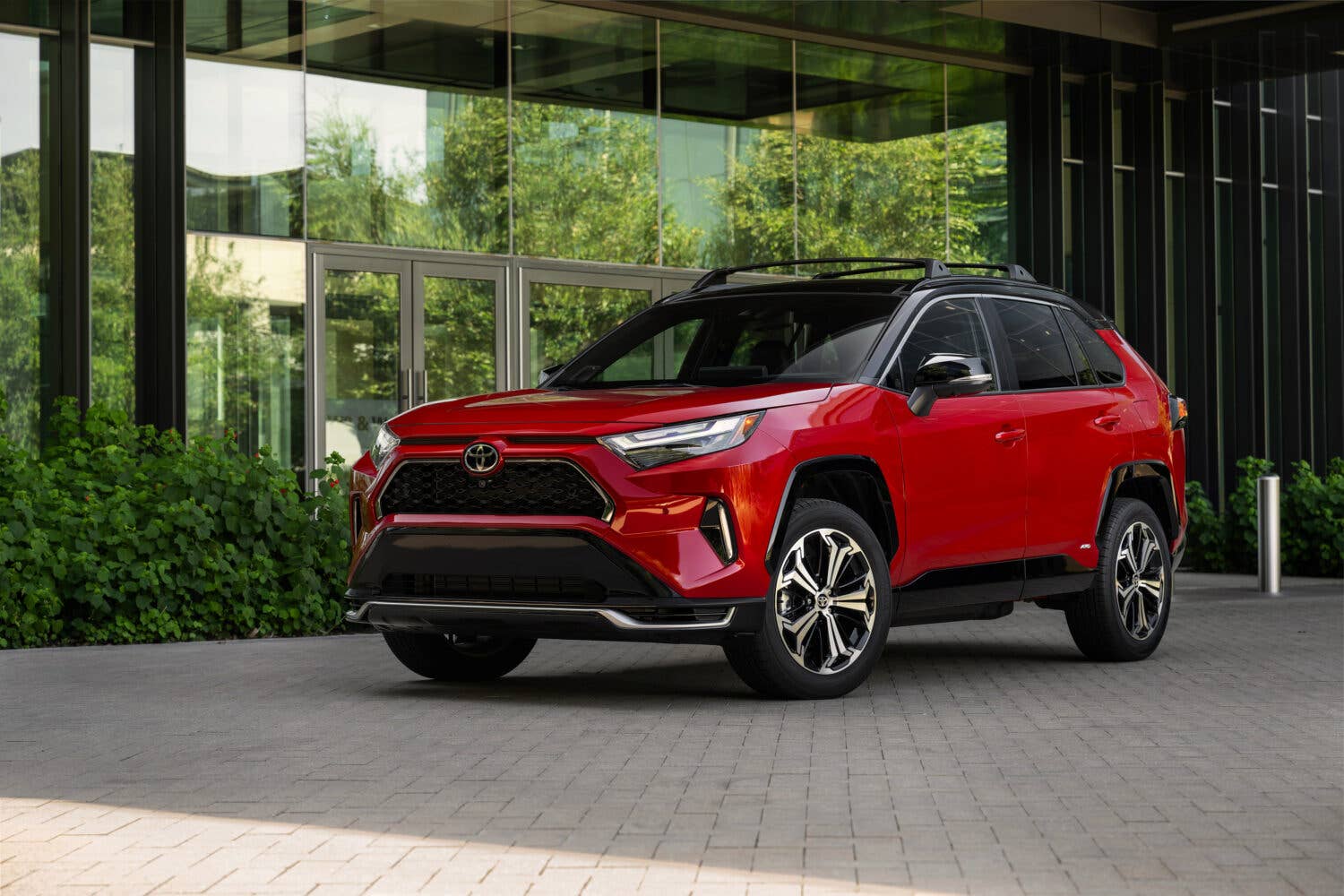 Toyota Drops Affordable 2025 RAV4 Plug-In Hybrid Lease Deal for ...