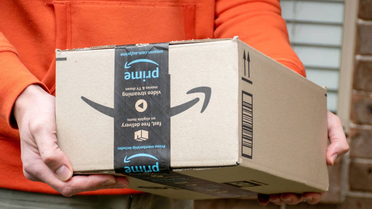 Amazon Has a $2,499 Jackery Power Station on Sale for $999 - Autoblog