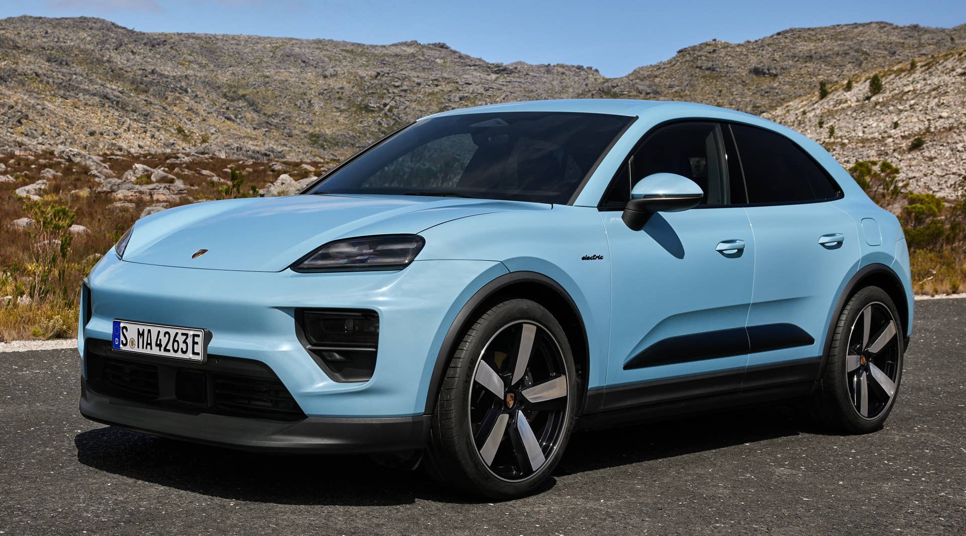 Porsche 911 Fans Can Relax Because A Full EV Is Still Years Away - Autoblog