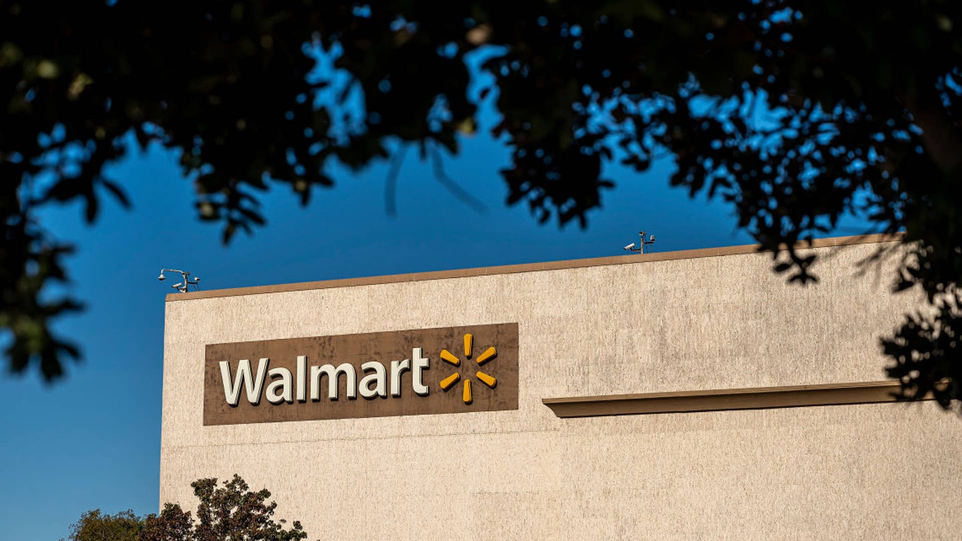 Walmart Has a ‘Powerful’ Car Battery Charger for 70% Off - Autoblog