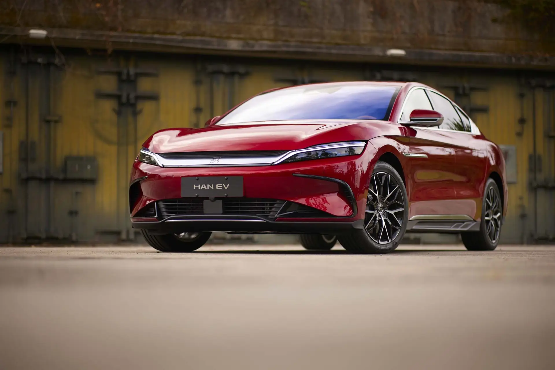 BYD's Breakthrough Tech Makes Tesla Superchargers Look Slow - Autoblog